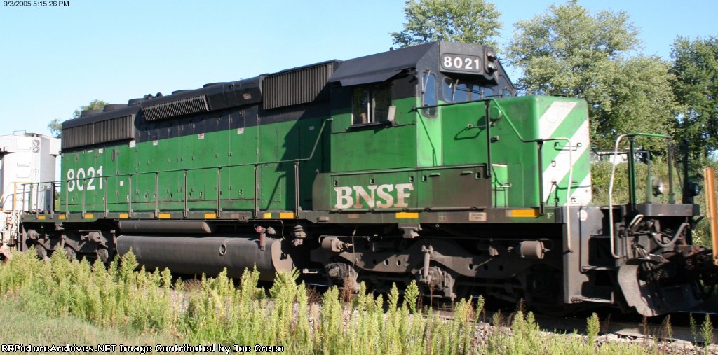 BNSF 8021